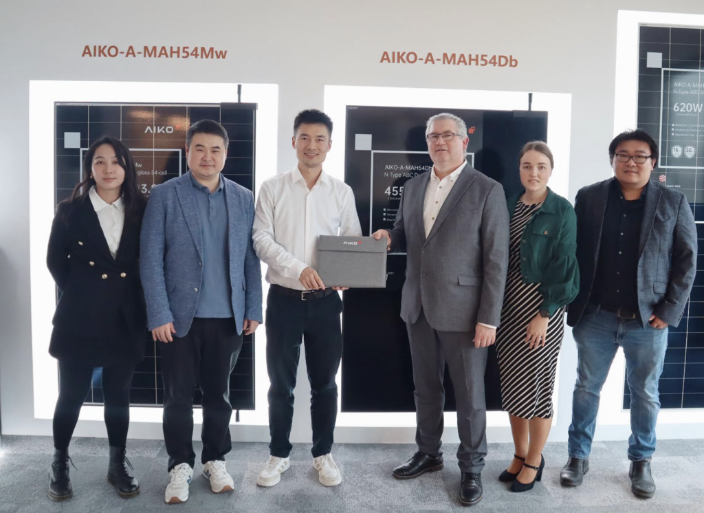 Aiko supera los 100 MW de pedidos con los módulos "ABC Infinite"